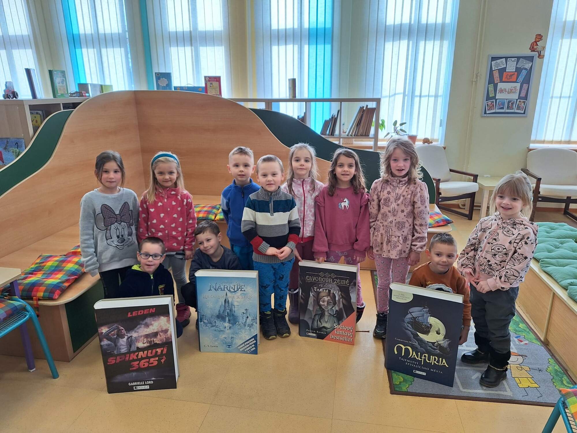 Beseda v knihovně pro předškoláky B+M | Mateřská škola Zahrádka Varnsdorf